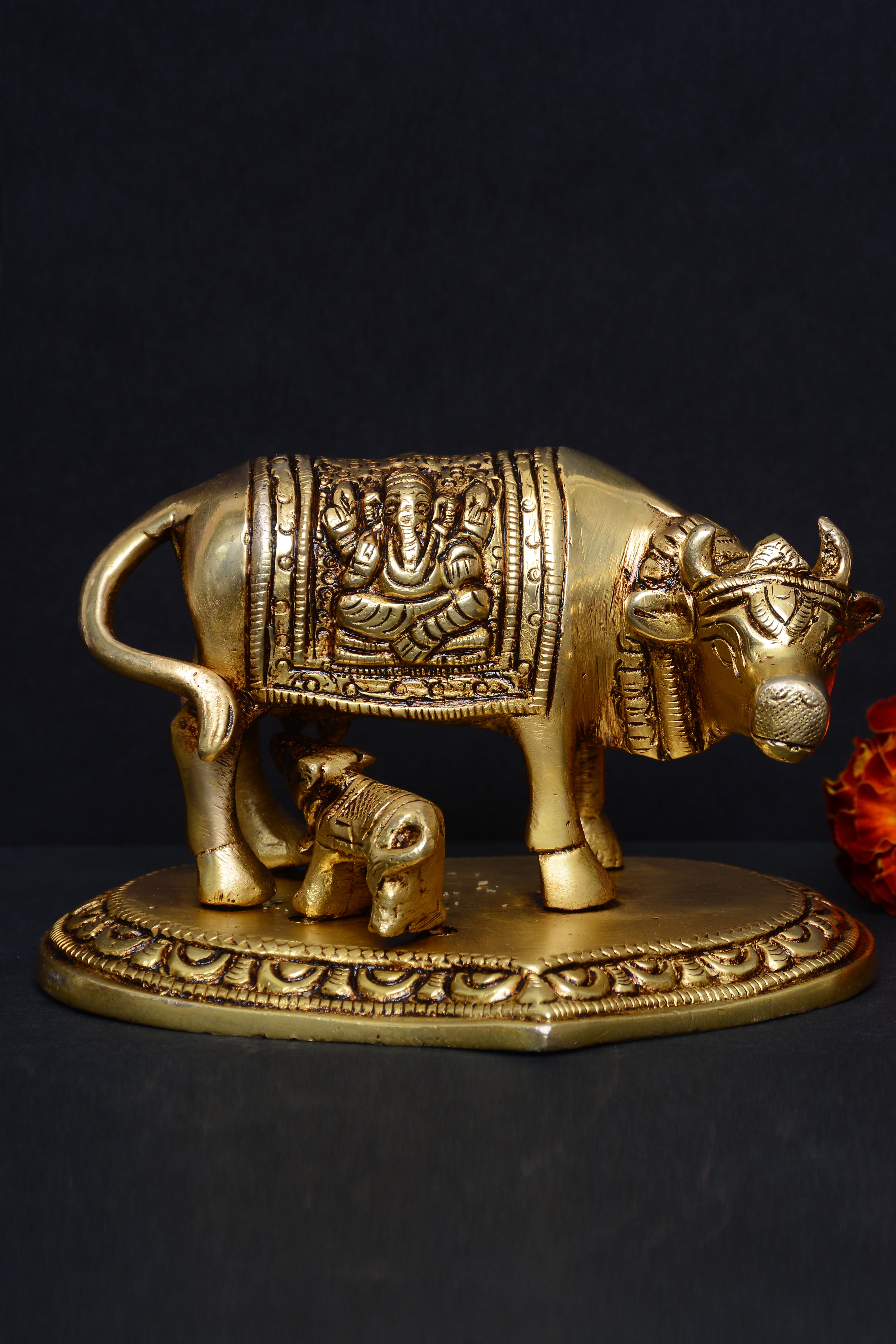 PAN BASE COW CALF GANESH – Brassncraft