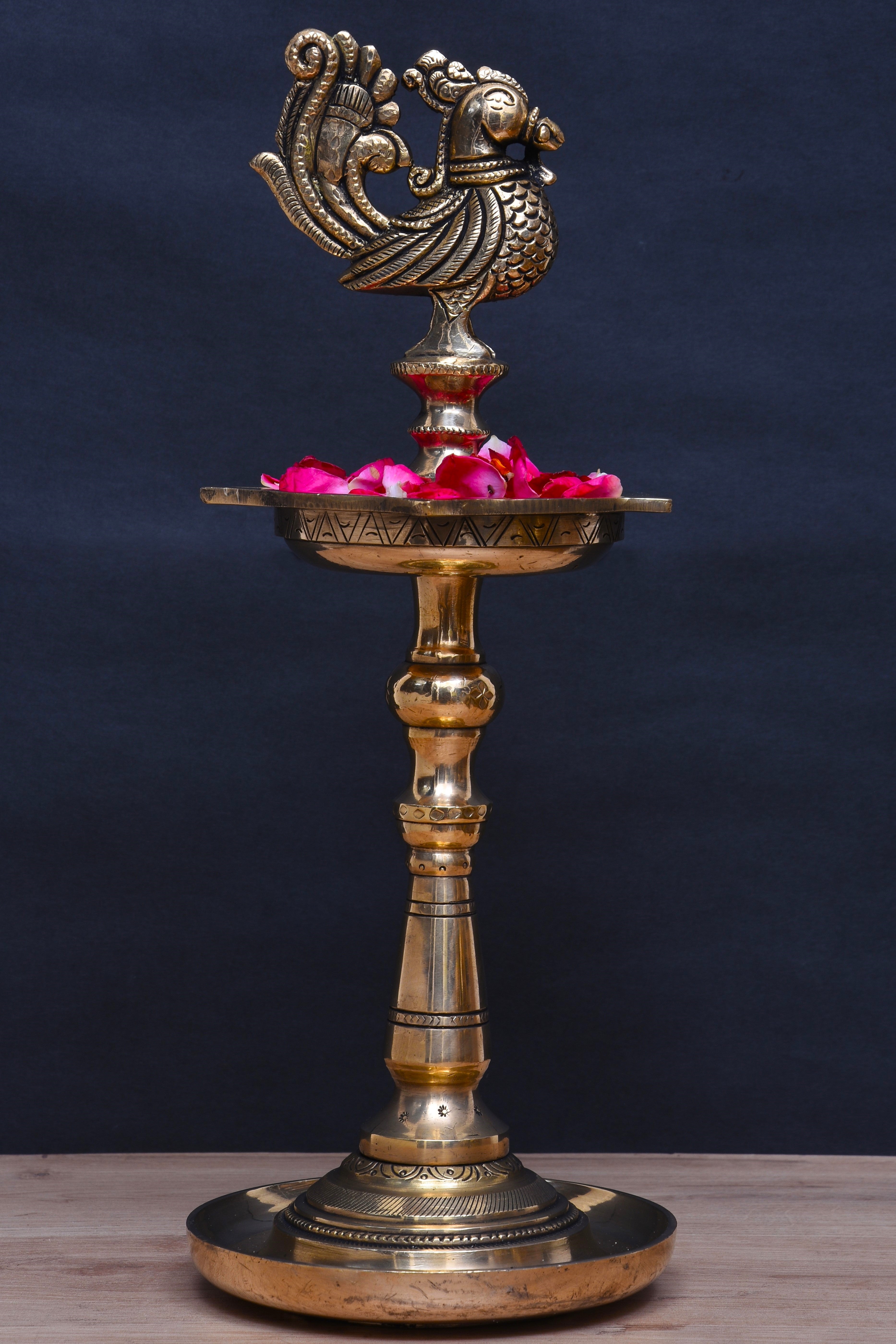 STANDING ANNA LAMP – Brassncraft