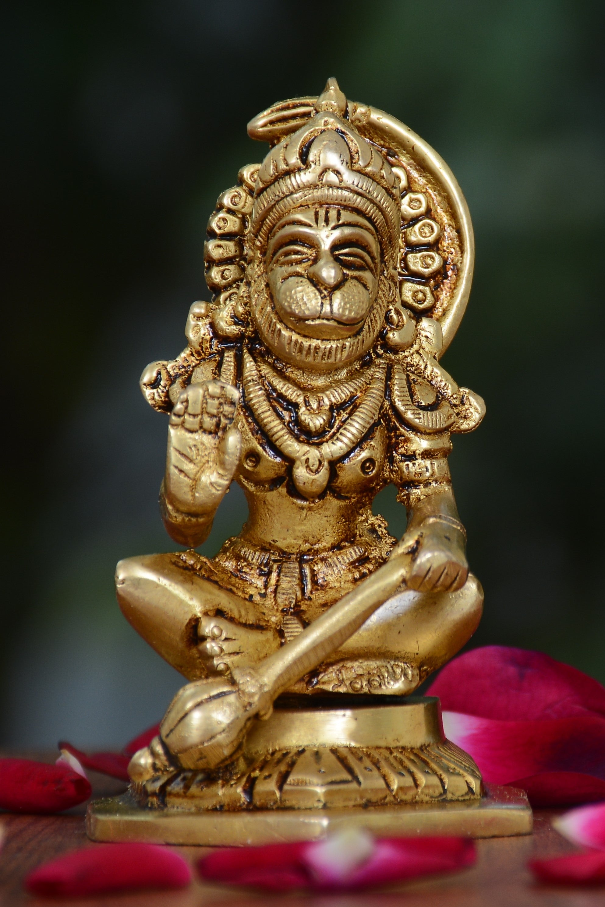 SITTING HANUMAN WITH PAAN BASE – Brassncraft