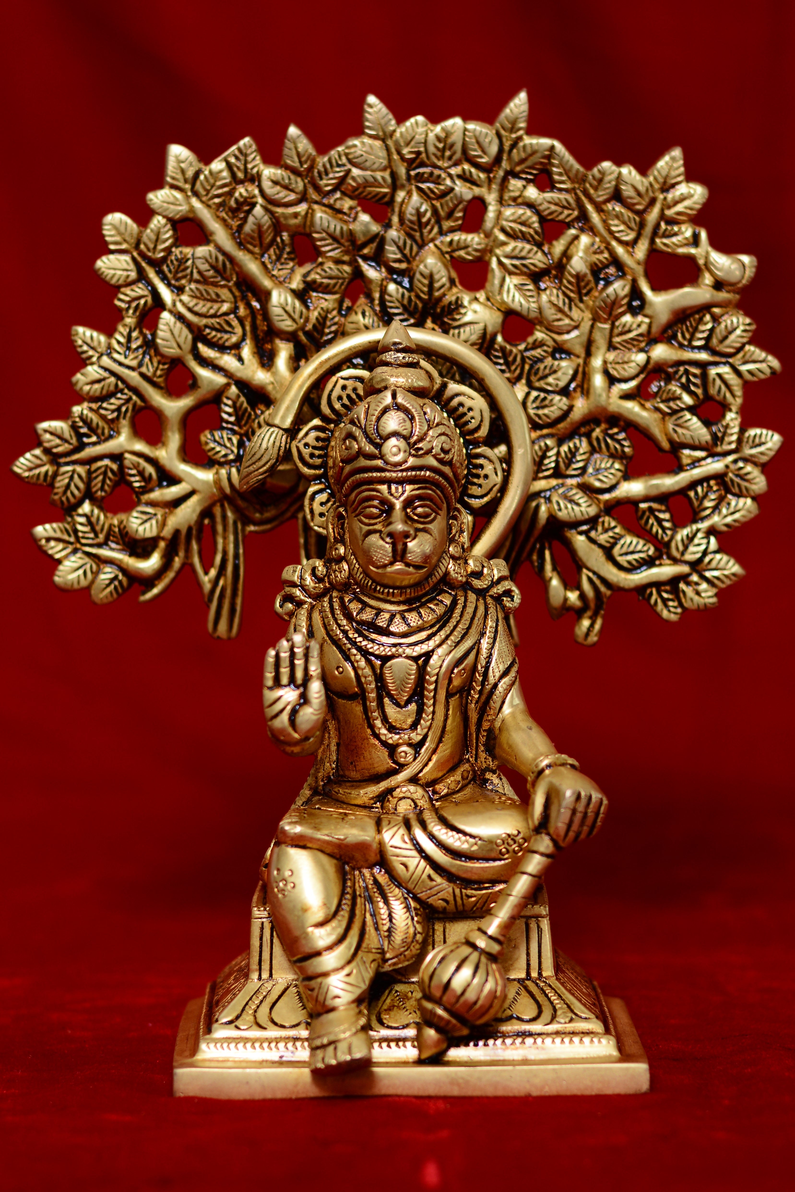 TREE SITTING HANUMAN – Brassncraft